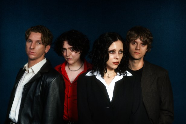 Pale Waves announce ‘Still Smitten’ UK tour – Taped Magazine