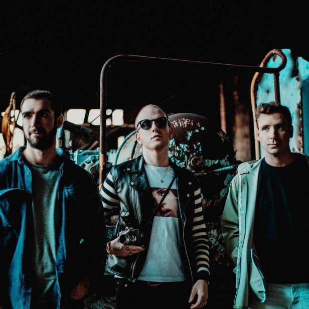 Two Door Cinema Club announce ‘Tourist History’ 15th anniversary London ...